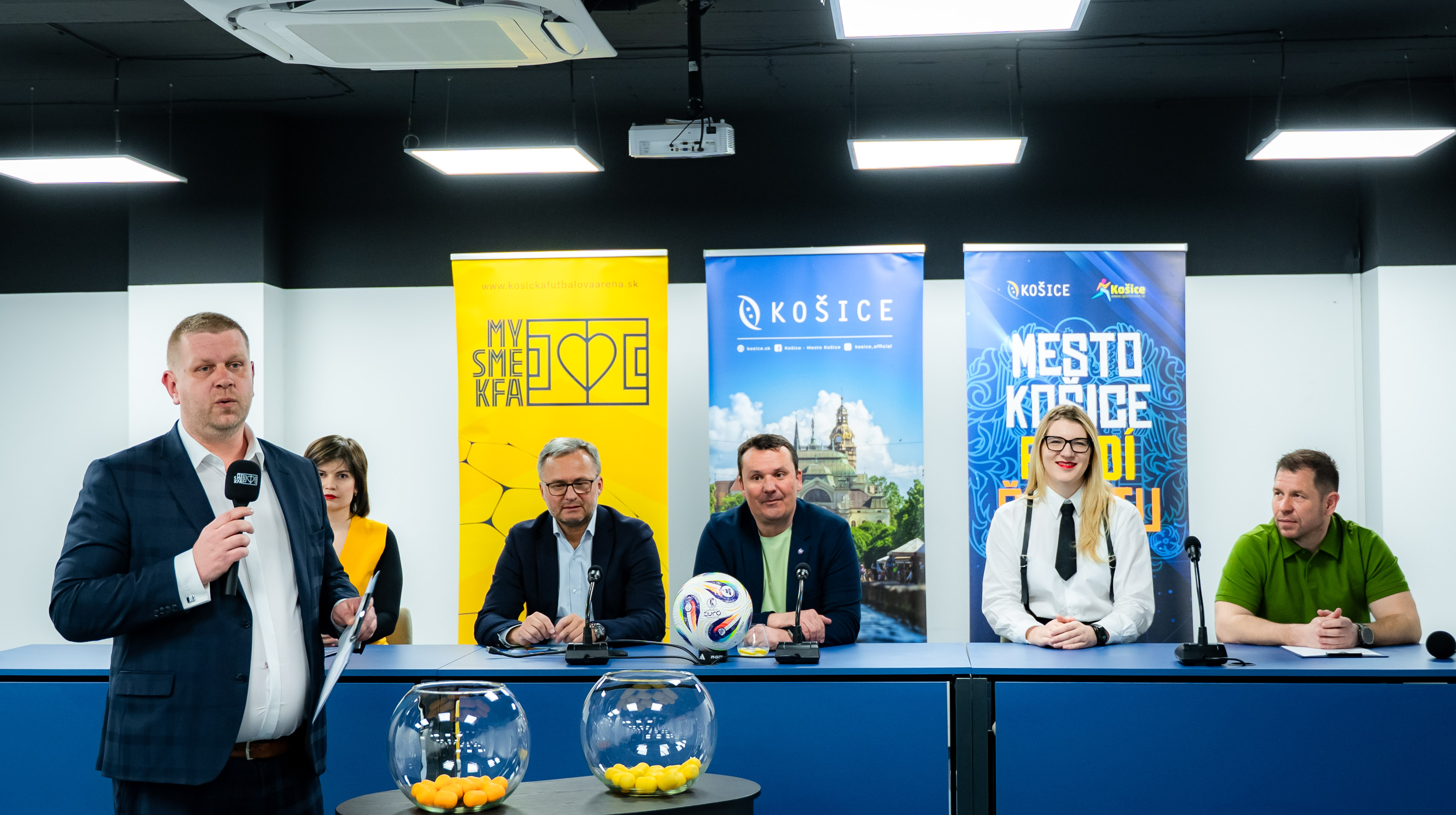 Galéria - Futbalový turnaj základných škôl mesta Košice 2026 ...